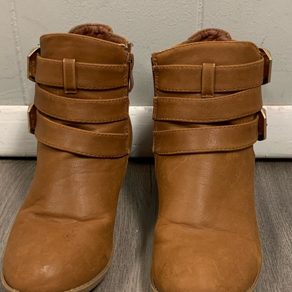 TOP Moda | Shoes | Top Moda Brown Low Heel Ankle Boots | Poshmark